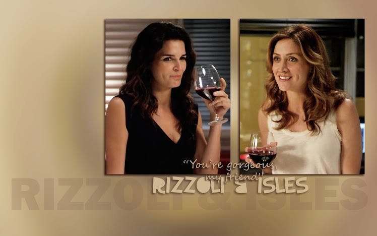 RIZZOLI AND ISLES LOVE STORY: [Rizzoli & Isles] Dr. Maura Isles does ...